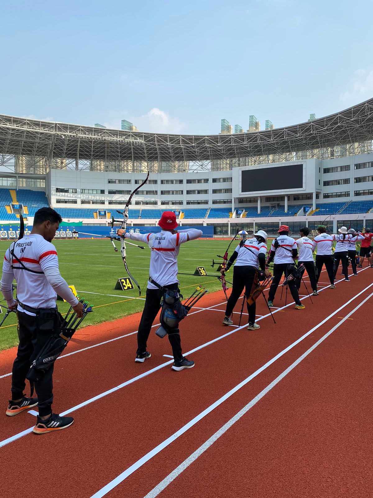 Tiba di Shanghai, Tim Merah Putih Harus Waspadai Perubahan Cuaca ...